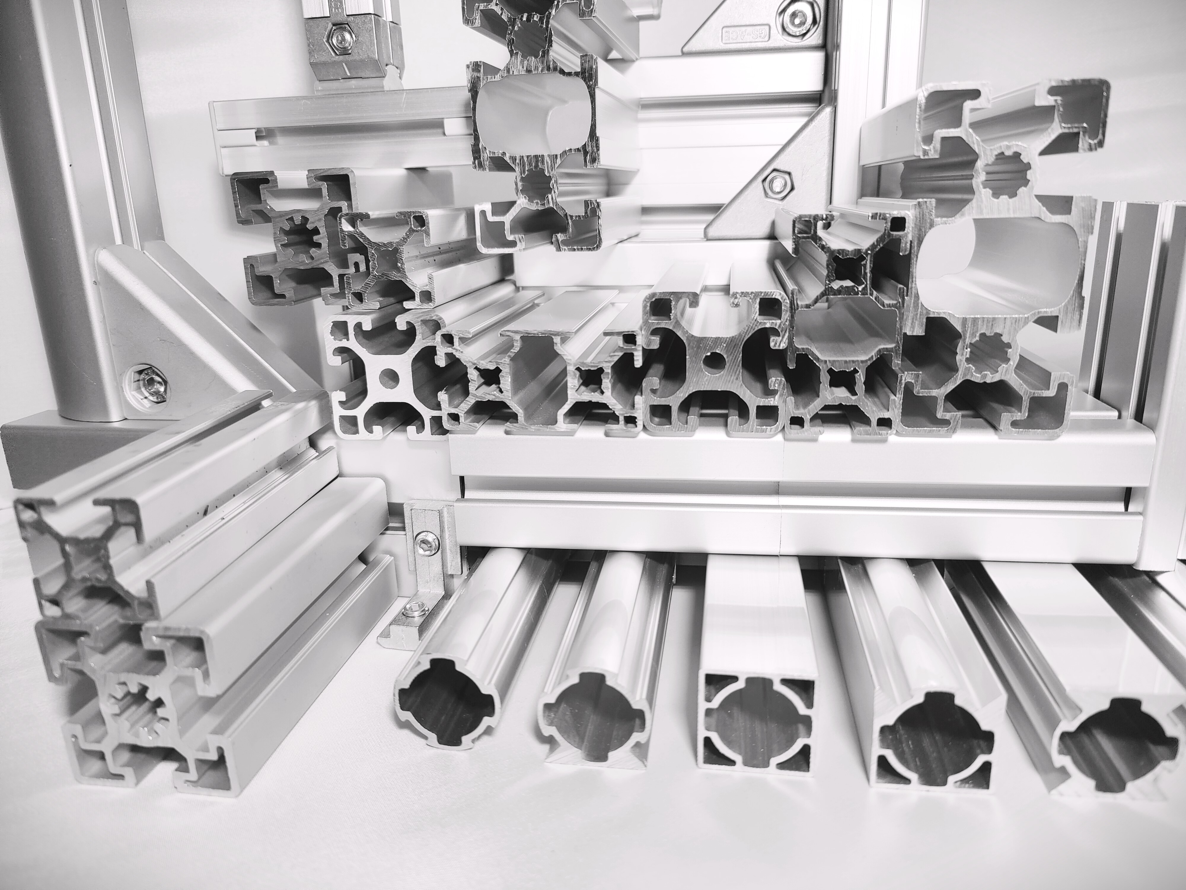 Flowstore: Material Handling Solutions and Equipment